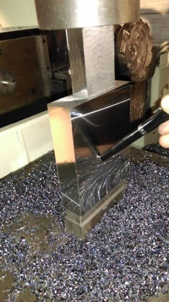 Lo que necesita saber sobre las máquinas herramienta CNC - ETCN
